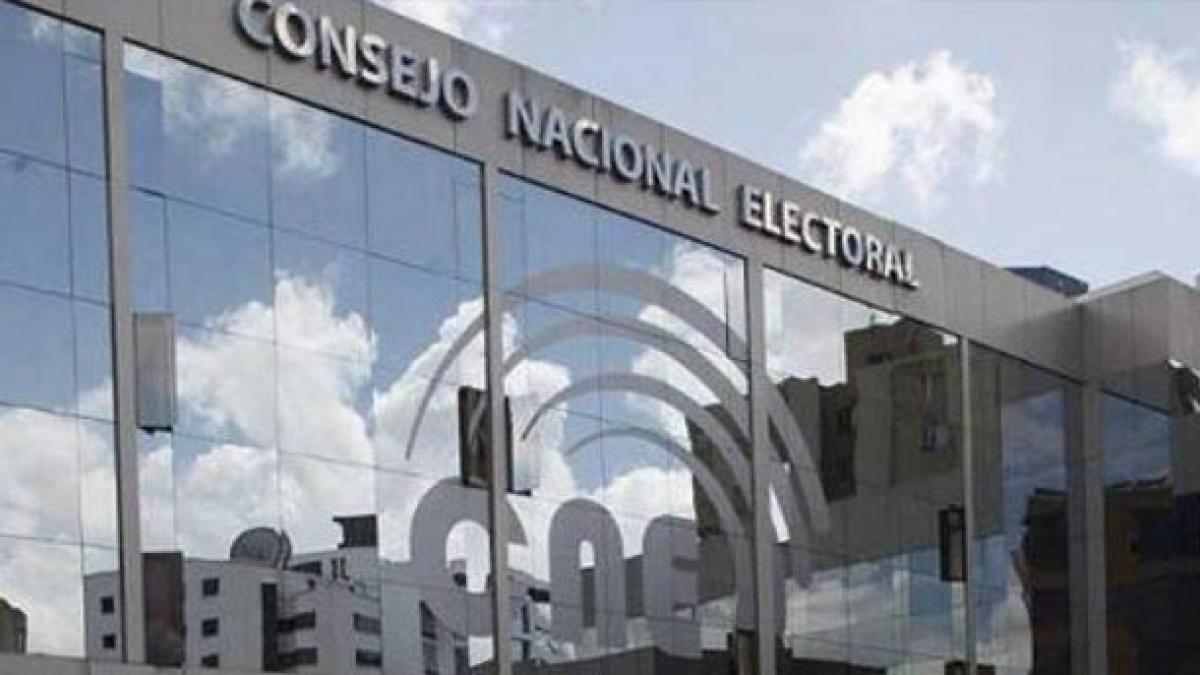 Continúa el conflicto entre el CNE y el Gobierno