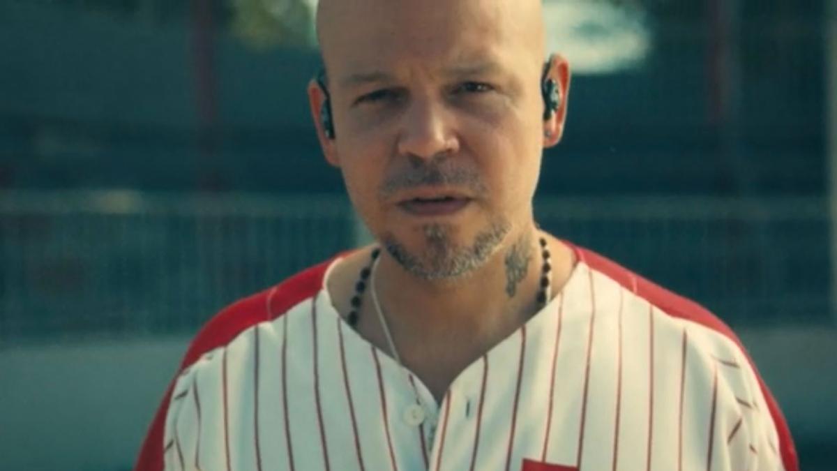 Residente lanza su nuevo sencillo y video 'RENÉ'