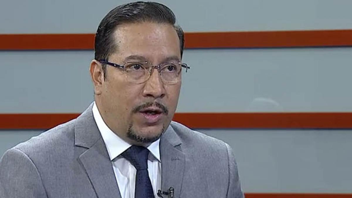 Hernán Ulloa explica la polémica por remoción del consejero Fausto Murillo