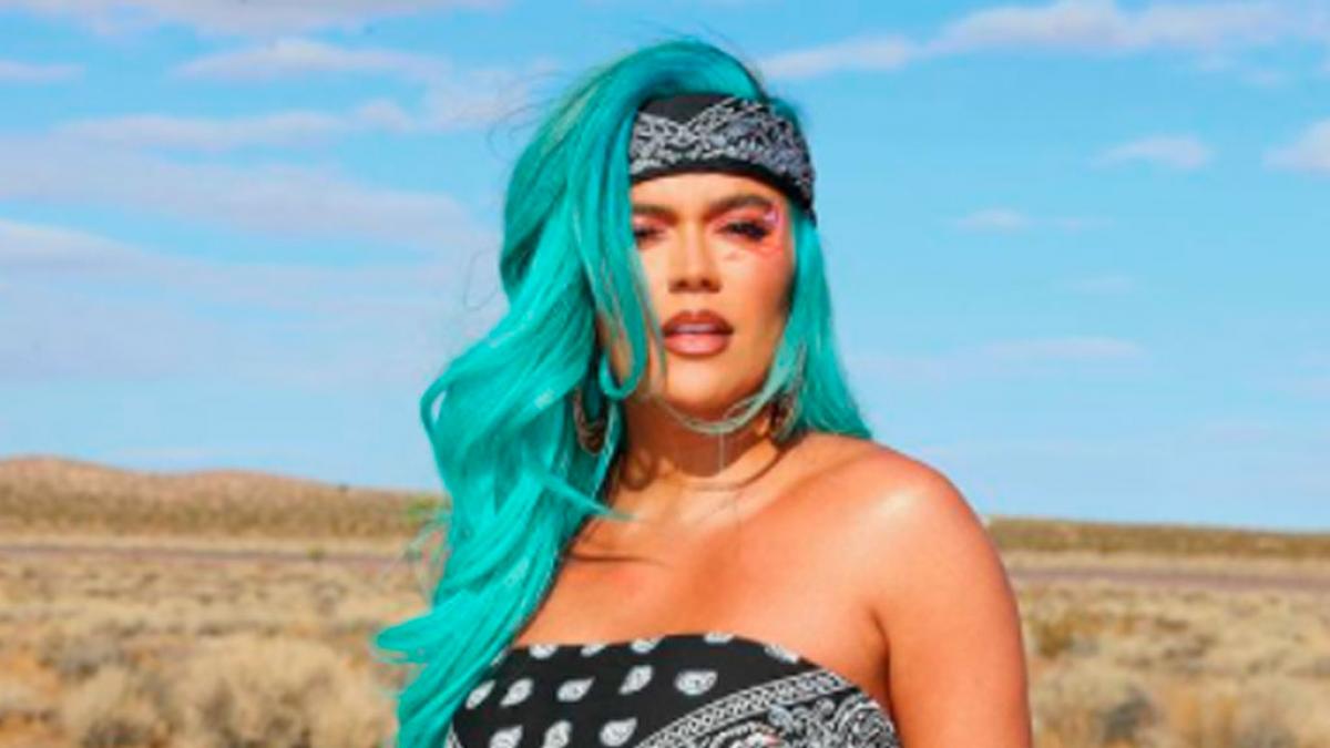 Karol G enciende las redes con sensual fotografía