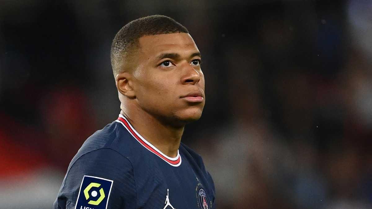 Una modelo transgénero sería la nueva pareja de Mbappé