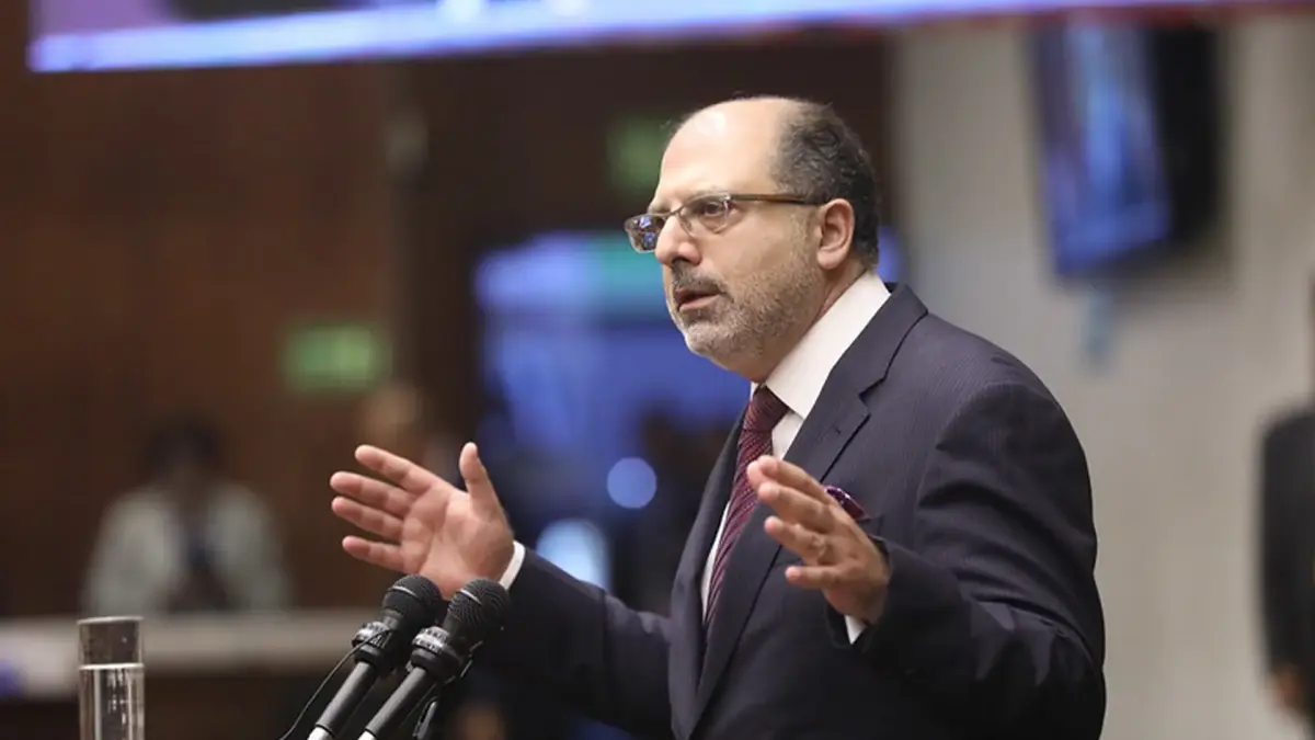 ¿Quién es Henry Kronfle, presidente de la Asamblea Nacional?
