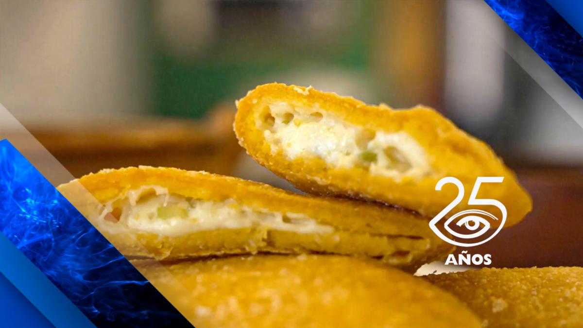 Descubriendo todo lo que cabe dentro de una empanada.