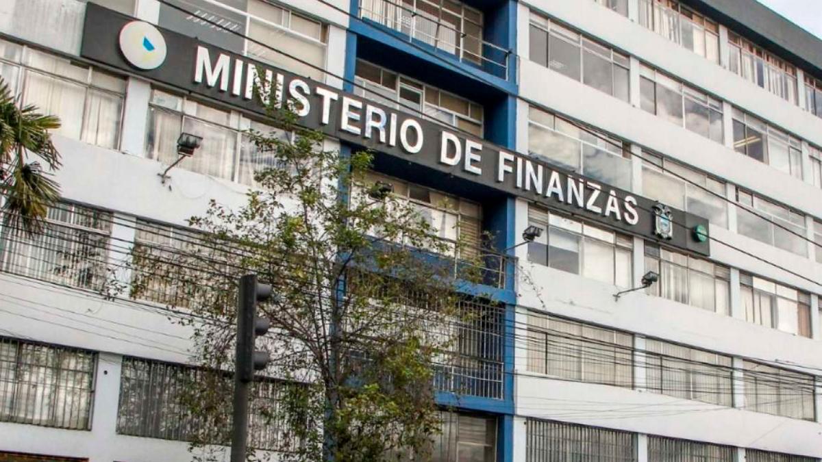 Gobierno de Noboa pagó USD 298 millones a los GAD durante mayo