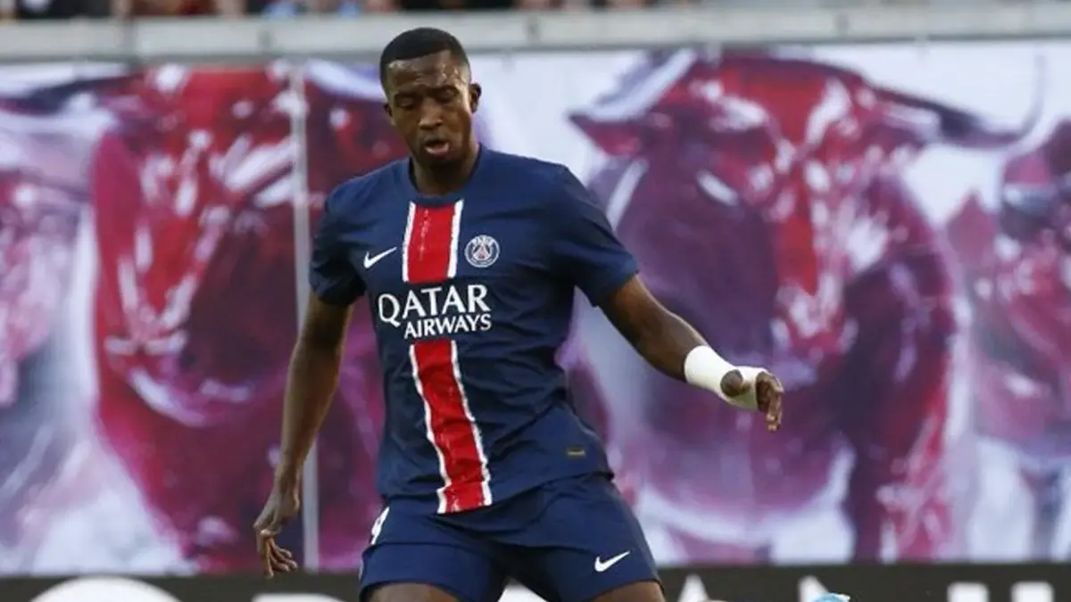 Medallistas olímpicos saludaron a Willian Pacho antes del debut