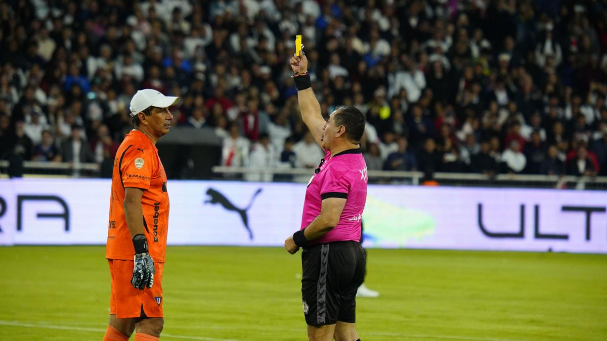 ¿Por qué los árbitros no quisieron compartir con Byron Moreno en la ...