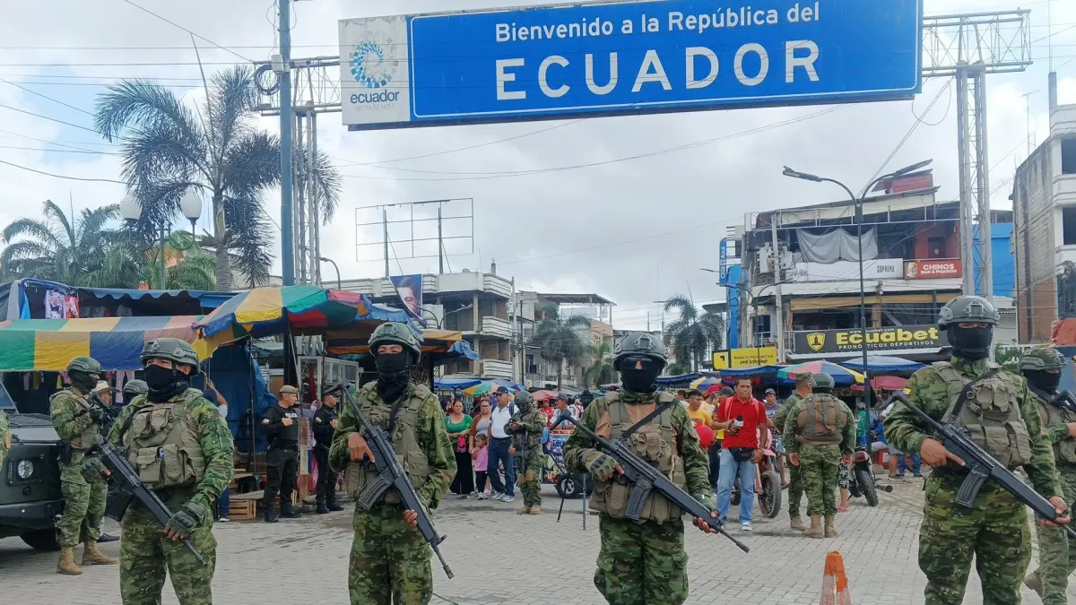 Las fronteras de Ecuador con Colombia y Perú bajo controles militares ...