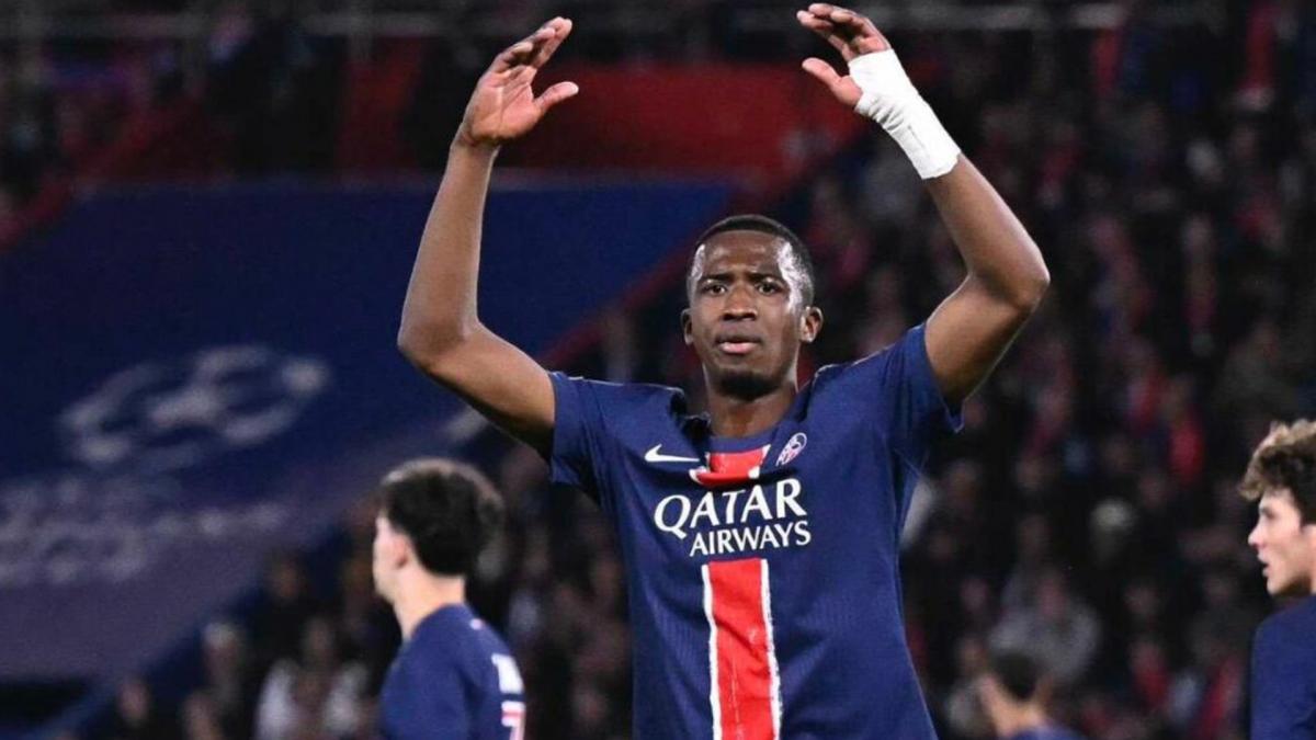 Willian Pacho era un infante la última vez que un futbolista ...