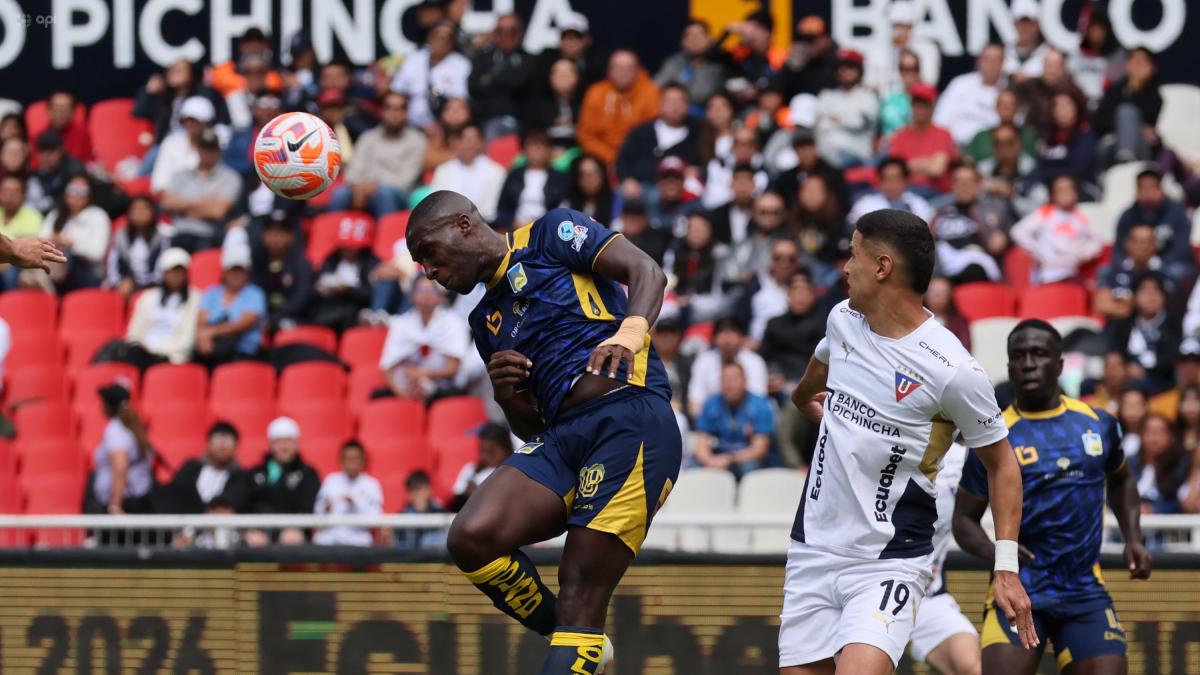 El campeón Liga de Quito visitará al Delfín, en la cancha de ...