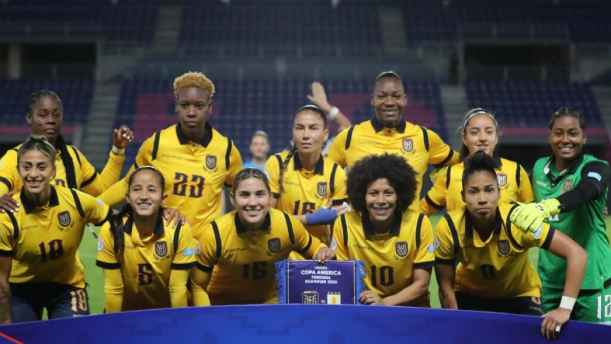Ecuador recibe a Perú en el estadio de Independiente del Valle y busca ...