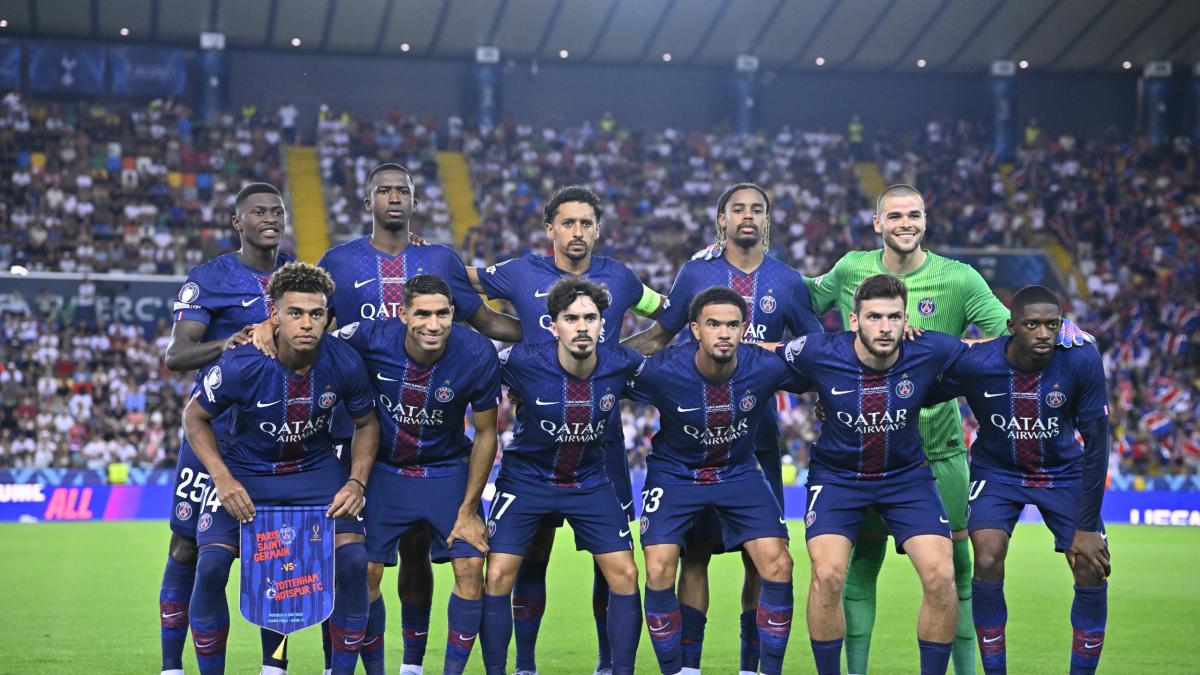 ¡PSG CAMPEÓN! Willian Pacho celebra su quinto título: la Supercopa ...