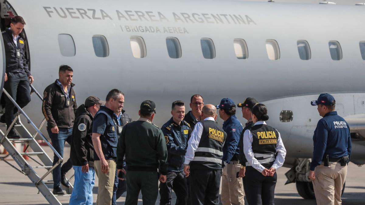 Perú deporta a un argentino sospechoso de complicidad en triple femicidio en Buenos Aires